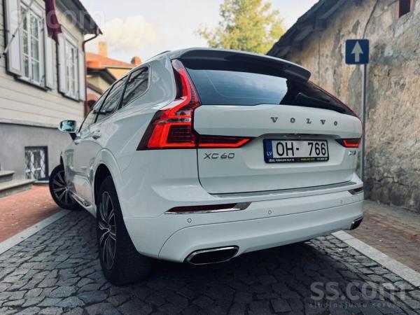 White Volvo XC60 2018 in Cesis, with an engine capacity of 2.00 L and mileage of 0 thousand km for 20990 €, photo 8 on AUTOMOTO.COM.LV