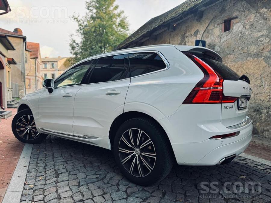 Balts Volvo XC60 2018 Cēsis, ar dzinēja tilpumu 2.00 L un nobraukumu 0 tūkst. km par 20990 €, foto 9 vietnē AUTOMOTO.COM.LV