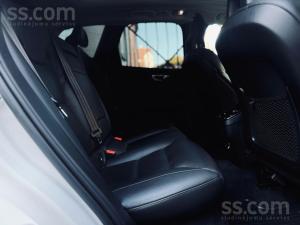 Balts Volvo XC60 2018 Cēsis, ar dzinēja tilpumu 2.00 L un nobraukumu 0 tūkst. km par 20990 €, foto 14 vietnē AUTOMOTO.COM.LV