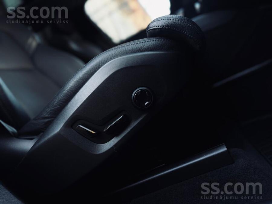 Balts Volvo XC60 2018 Cēsis, ar dzinēja tilpumu 2.00 L un nobraukumu 0 tūkst. km par 20990 €, foto 18 vietnē AUTOMOTO.COM.LV