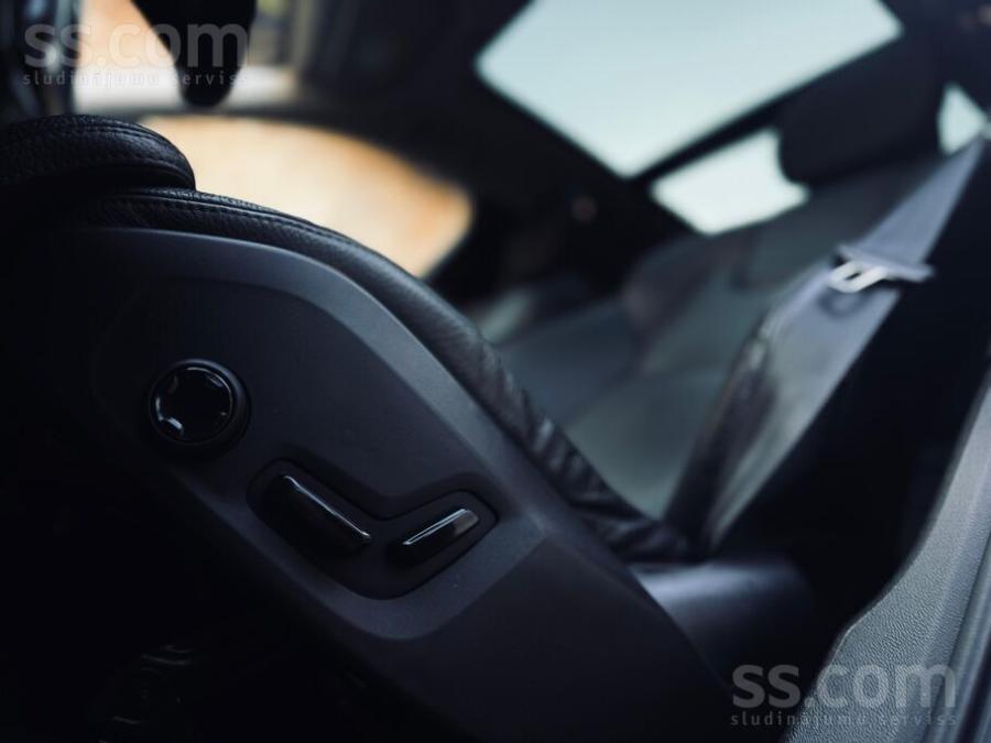 Balts Volvo XC60 2018 Cēsis, ar dzinēja tilpumu 2.00 L un nobraukumu 0 tūkst. km par 20990 €, foto 19 vietnē AUTOMOTO.COM.LV