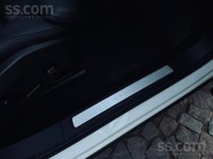 Balts Volvo XC60 2018 Cēsis, ar dzinēja tilpumu 2.00 L un nobraukumu 0 tūkst. km par 20990 €, foto 31 vietnē AUTOMOTO.COM.LV