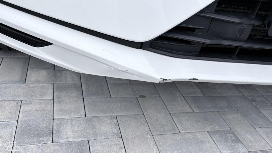 Balts Volvo XC60 2018 Šauļi, ar dzinēja tilpumu 2.00 L un nobraukumu 270 tūkst. km par 16900 €, foto 14 vietnē AUTOMOTO.COM.LV