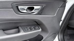 Balts Volvo XC60 2018 Šauļi, ar dzinēja tilpumu 2.00 L un nobraukumu 270 tūkst. km par 16900 €, foto 20 vietnē AUTOMOTO.COM.LV