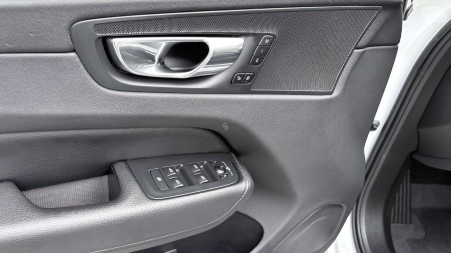Balts Volvo XC60 2018 Šauļi, ar dzinēja tilpumu 2.00 L un nobraukumu 270 tūkst. km par 16900 €, foto 20 vietnē AUTOMOTO.COM.LV