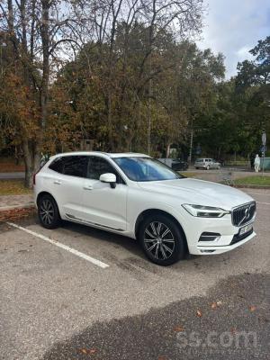White Volvo XC60 2018 in Riga, with an engine capacity of 2.00 L and mileage of 240 thousand km for 21800 €, photo 6 on AUTOMOTO.COM.LV
