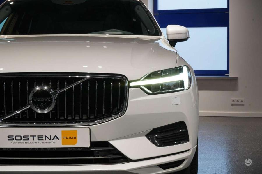 White Volvo XC60 2019 in Vilnius, with an engine capacity of 1.97 L and mileage of 114 thousand km for 35900 €, photo 5 on AUTOMOTO.COM.LV