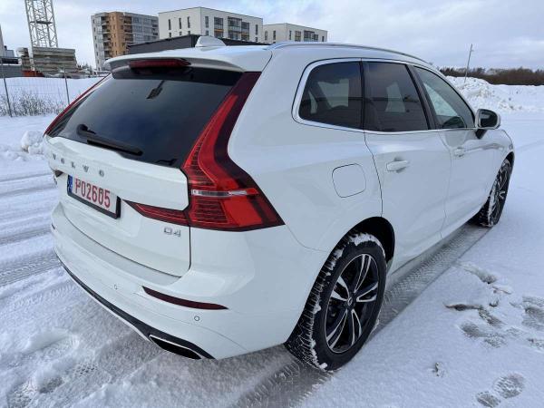 White Volvo XC60 2019 in Gargzdai, with an engine capacity of 1.97 L and mileage of 165 thousand km for 19300 €, photo 3 on AUTOMOTO.COM.LV
