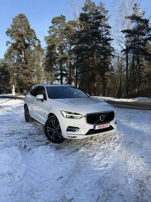 White Volvo XC60 2019 in Kaunas, with an engine capacity of 1.97 L and mileage of 165 thousand km for 22900 €, photo 3 on AUTOMOTO.COM.LV