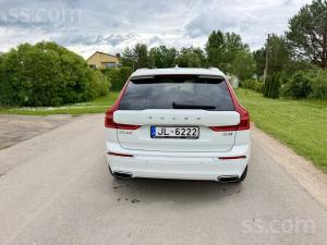 Белый Вольво ХС60 2019 в Бауска, объемом двигателя 2.00 л и пробегом 218 тыс. км за 26900 €, фото 7 на AUTOMOTO.COM.LV