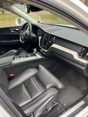 Белый Вольво ХС60 2019 в Бауска, объемом двигателя 2.00 л и пробегом 218 тыс. км за 26900 €, фото 15 на AUTOMOTO.COM.LV
