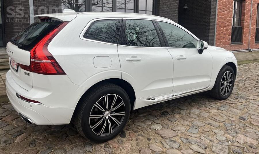 Balts Volvo XC60 2019 Rīga, ar dzinēja tilpumu 2.00 L un nobraukumu 102 tūkst. km par 28500 €, foto 10 vietnē AUTOMOTO.COM.LV