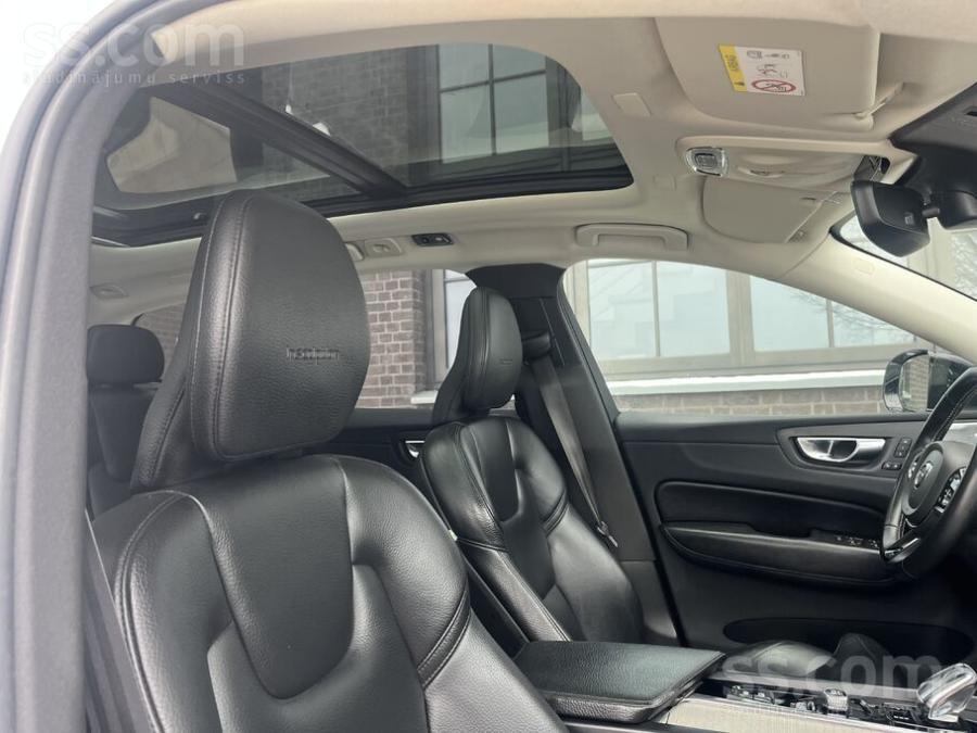 Balts Volvo XC60 2019 Rīga, ar dzinēja tilpumu 2.00 L un nobraukumu 102 tūkst. km par 28500 €, foto 20 vietnē AUTOMOTO.COM.LV
