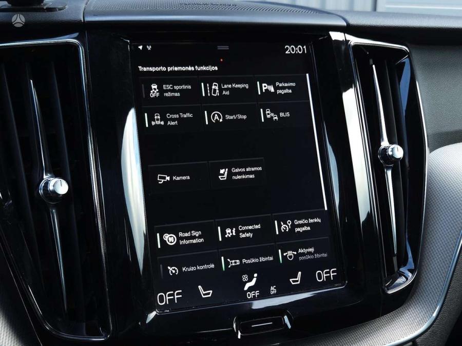 White Volvo XC60 2019 in Kaunas, with an engine capacity of 2.00 L and mileage of 214 thousand km for 20750 €, photo 20 on AUTOMOTO.COM.LV
