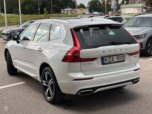 White Volvo XC60 2019 in Siauliai, with an engine capacity of 1.97 L and mileage of 175 thousand km for 27500 €, photo 5 on AUTOMOTO.COM.LV