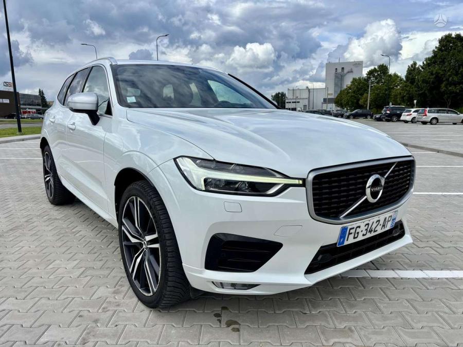Белый Вольво ХС60 2019 в Таураге, объемом двигателя 1.97 л и пробегом 230 тыс. км за 18900 €, фото 1 на AUTOMOTO.COM.LV