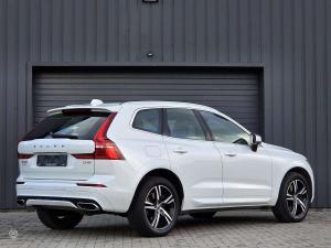 White Volvo XC60 2019 in Kaunas, with an engine capacity of 2.00 L and mileage of 214 thousand km for 20750 €, photo 5 on AUTOMOTO.COM.LV