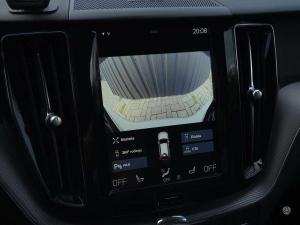 White Volvo XC60 2019 in Kaunas, with an engine capacity of 2.00 L and mileage of 214 thousand km for 20750 €, photo 16 on AUTOMOTO.COM.LV