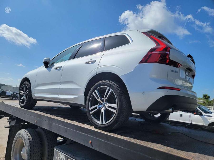 Balts Volvo XC60 2019 Viļņa, ar dzinēja tilpumu 1.97 L un nobraukumu 122 tūkst. km par 12500 €, foto 19 vietnē AUTOMOTO.COM.LV