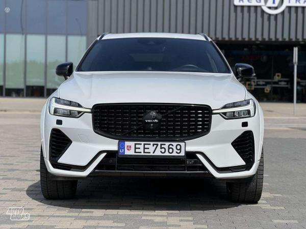 Balts Volvo XC60 2019 Šauļi, ar dzinēja tilpumu 2.00 L un nobraukumu 75 tūkst. km par 31300 €, foto 3 vietnē AUTOMOTO.COM.LV