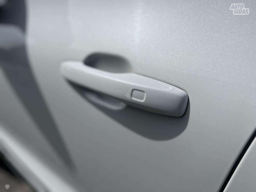 Balts Volvo XC60 2019 Šauļi, ar dzinēja tilpumu 2.00 L un nobraukumu 75 tūkst. km par 31300 €, foto 14 vietnē AUTOMOTO.COM.LV