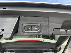 Balts Volvo XC60 2019 Šauļi, ar dzinēja tilpumu 2.00 L un nobraukumu 75 tūkst. km par 31300 €, foto 33 vietnē AUTOMOTO.COM.LV