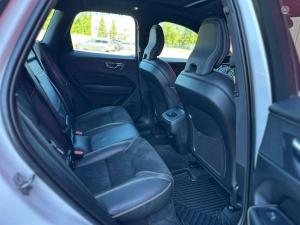White Volvo XC60 2019 in Telschi, with an engine capacity of 1.97 L and mileage of 220 thousand km for 22500 €, photo 16 on AUTOMOTO.COM.LV