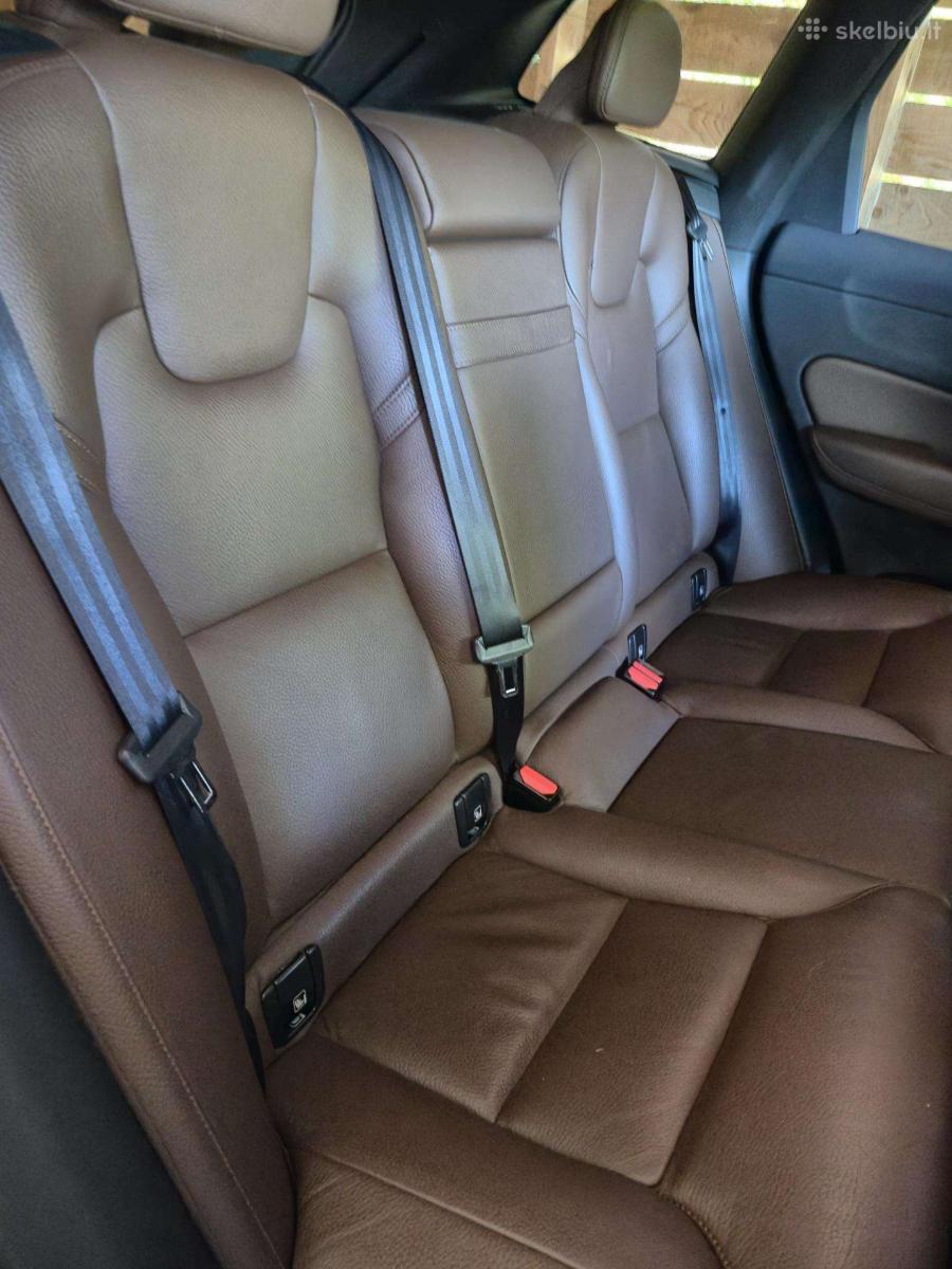 Balts Volvo XC60 2019 Klaipėda, ar dzinēja tilpumu 2.00 L un nobraukumu 156 tūkst. km par 24500 €, foto 19 vietnē AUTOMOTO.COM.LV