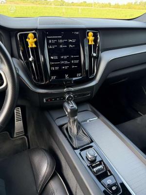 Balts Volvo XC60 2019 Panevēža, ar dzinēja tilpumu 1.97 L un nobraukumu 212 tūkst. km par 20300 €, foto 13 vietnē AUTOMOTO.COM.LV