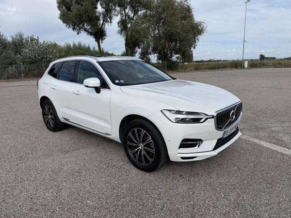 White Volvo XC60 2019 in Marijampole, with an engine capacity of 1.97 L and mileage of 149 thousand km for 18700 €, photo 4 on AUTOMOTO.COM.LV