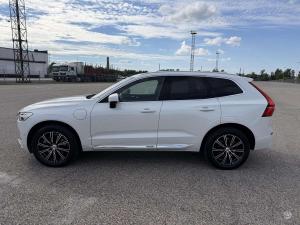 White Volvo XC60 2019 in Marijampole, with an engine capacity of 1.97 L and mileage of 149 thousand km for 18700 €, photo 9 on AUTOMOTO.COM.LV