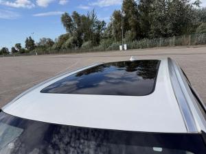White Volvo XC60 2019 in Marijampole, with an engine capacity of 1.97 L and mileage of 149 thousand km for 18700 €, photo 17 on AUTOMOTO.COM.LV