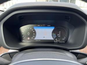 White Volvo XC60 2019 in Siauliai, with an engine capacity of 1.97 L and mileage of 75 thousand km for 30000 €, photo 16 on AUTOMOTO.COM.LV
