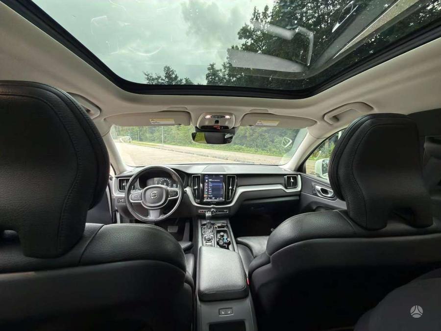 Balts Volvo XC60 2019 Klaipėda, ar dzinēja tilpumu 1.97 L un nobraukumu 210 tūkst. km par 22500 €, foto 15 vietnē AUTOMOTO.COM.LV