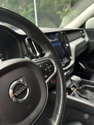 Balts Volvo XC60 2019 Klaipėda, ar dzinēja tilpumu 1.97 L un nobraukumu 210 tūkst. km par 22500 €, foto 18 vietnē AUTOMOTO.COM.LV