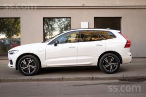 Balts Volvo XC60 2019 Rīga, ar dzinēja tilpumu 2.00 L un nobraukumu 98 tūkst. km par 29950 €, foto 5 vietnē AUTOMOTO.COM.LV