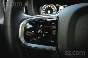 Balts Volvo XC60 2019 Rīga, ar dzinēja tilpumu 2.00 L un nobraukumu 98 tūkst. km par 29950 €, foto 17 vietnē AUTOMOTO.COM.LV
