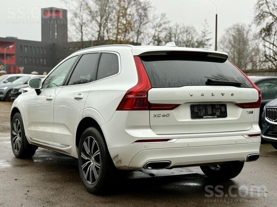 Balts Volvo XC60 2020 Rīga, ar dzinēja tilpumu 2.00 L un nobraukumu 0 tūkst. km par 30500 €, foto 4 vietnē AUTOMOTO.COM.LV