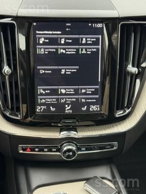 Balts Volvo XC60 2020 Rīga, ar dzinēja tilpumu 2.00 L un nobraukumu 0 tūkst. km par 30500 €, foto 12 vietnē AUTOMOTO.COM.LV