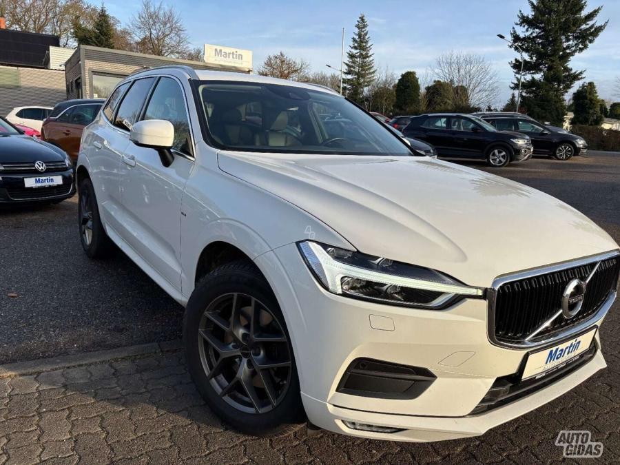 White Volvo XC60 2020 in Kaunas, with an engine capacity of 2.00 L and mileage of 89 thousand km for 32800 €, photo 1 on AUTOMOTO.COM.LV
