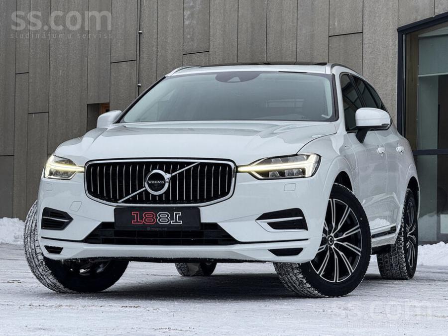 White Volvo XC60 2020 in Riga, with an engine capacity of 2.00 L and mileage of 54 thousand km for 29800 €, photo 5 on AUTOMOTO.COM.LV