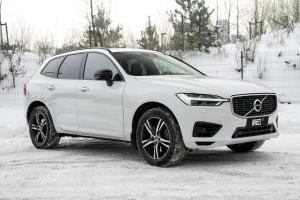 White Volvo XC60 2020 in Vilnius, with an engine capacity of 1.97 L and mileage of 136 thousand km for 28450 €, photo 8 on AUTOMOTO.COM.LV