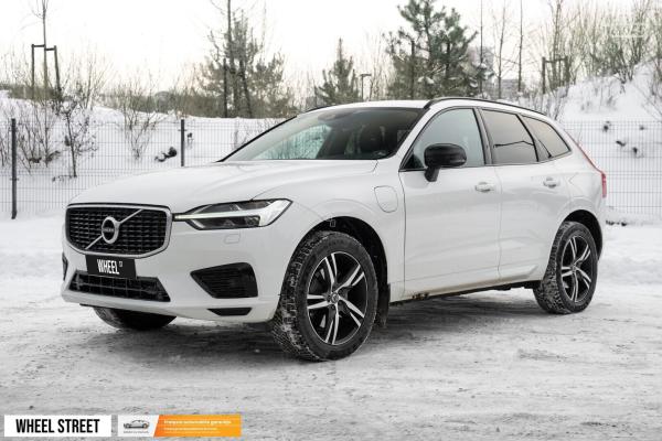 Balts Volvo XC60 2020 Viļņa, ar dzinēja tilpumu 2.00 L un nobraukumu 136 tūkst. km par 28450 €, foto 1 vietnē AUTOMOTO.COM.LV