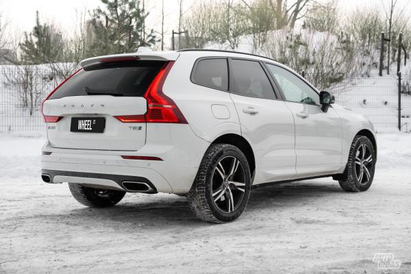 Balts Volvo XC60 2020 Viļņa, ar dzinēja tilpumu 2.00 L un nobraukumu 136 tūkst. km par 28450 €, foto 6 vietnē AUTOMOTO.COM.LV