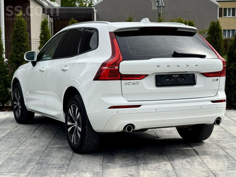 Balts Volvo XC60 2020 Jelgava, ar dzinēja tilpumu 2.00 L un nobraukumu 44 tūkst. km par 26800 €, foto 9 vietnē AUTOMOTO.COM.LV