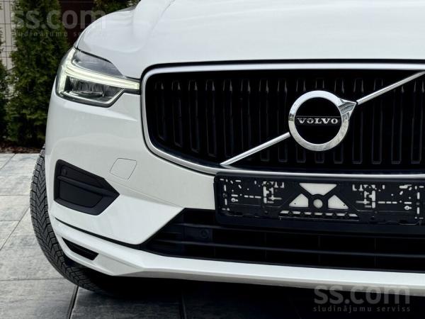 White Volvo XC60 2020 in Jelgava, with an engine capacity of 2.00 L and mileage of 44 thousand km for 26800 €, photo 10 on AUTOMOTO.COM.LV