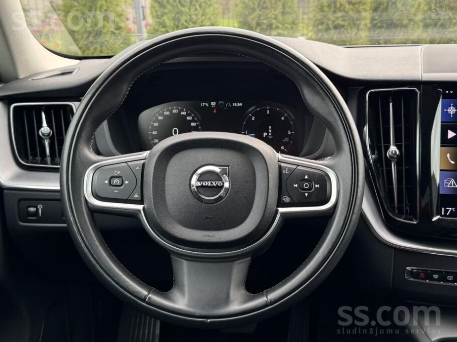 Balts Volvo XC60 2020 Jelgava, ar dzinēja tilpumu 2.00 L un nobraukumu 44 tūkst. km par 26800 €, foto 18 vietnē AUTOMOTO.COM.LV