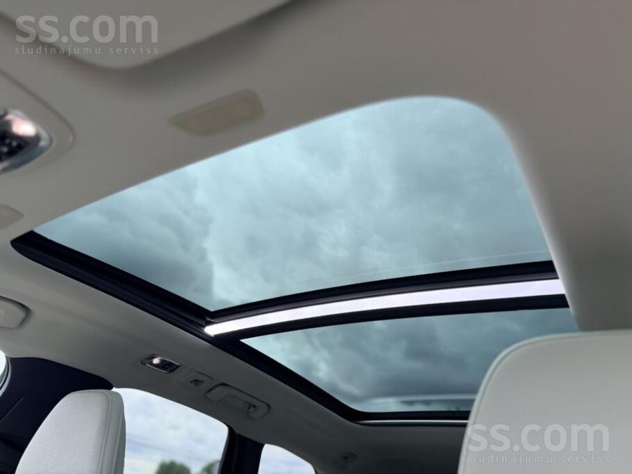 Balts Volvo XC60 2020 Rīga, ar dzinēja tilpumu 2.00 L un nobraukumu 207 tūkst. km par 23995 €, foto 19 vietnē AUTOMOTO.COM.LV