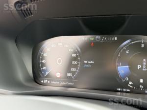 Balts Volvo XC60 2020 Rīga, ar dzinēja tilpumu 2.00 L un nobraukumu 207 tūkst. km par 23995 €, foto 22 vietnē AUTOMOTO.COM.LV