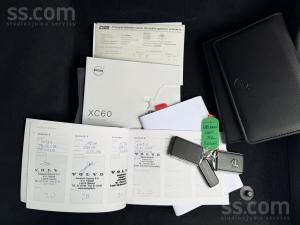 Balts Volvo XC60 2020 Rīga, ar dzinēja tilpumu 2.00 L un nobraukumu 207 tūkst. km par 23995 €, foto 35 vietnē AUTOMOTO.COM.LV